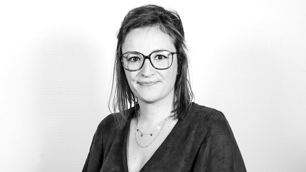 Portrait de Julie #créa #crossmédia #photoshop - Agence Sevanova ...